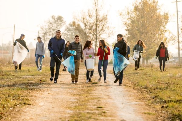 Community Service: Mandatory or Voluntary? | AASA